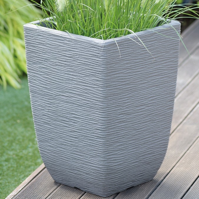 Cotswold Planter 33cm Tall Square - Limestone Grey - Windlestone ...